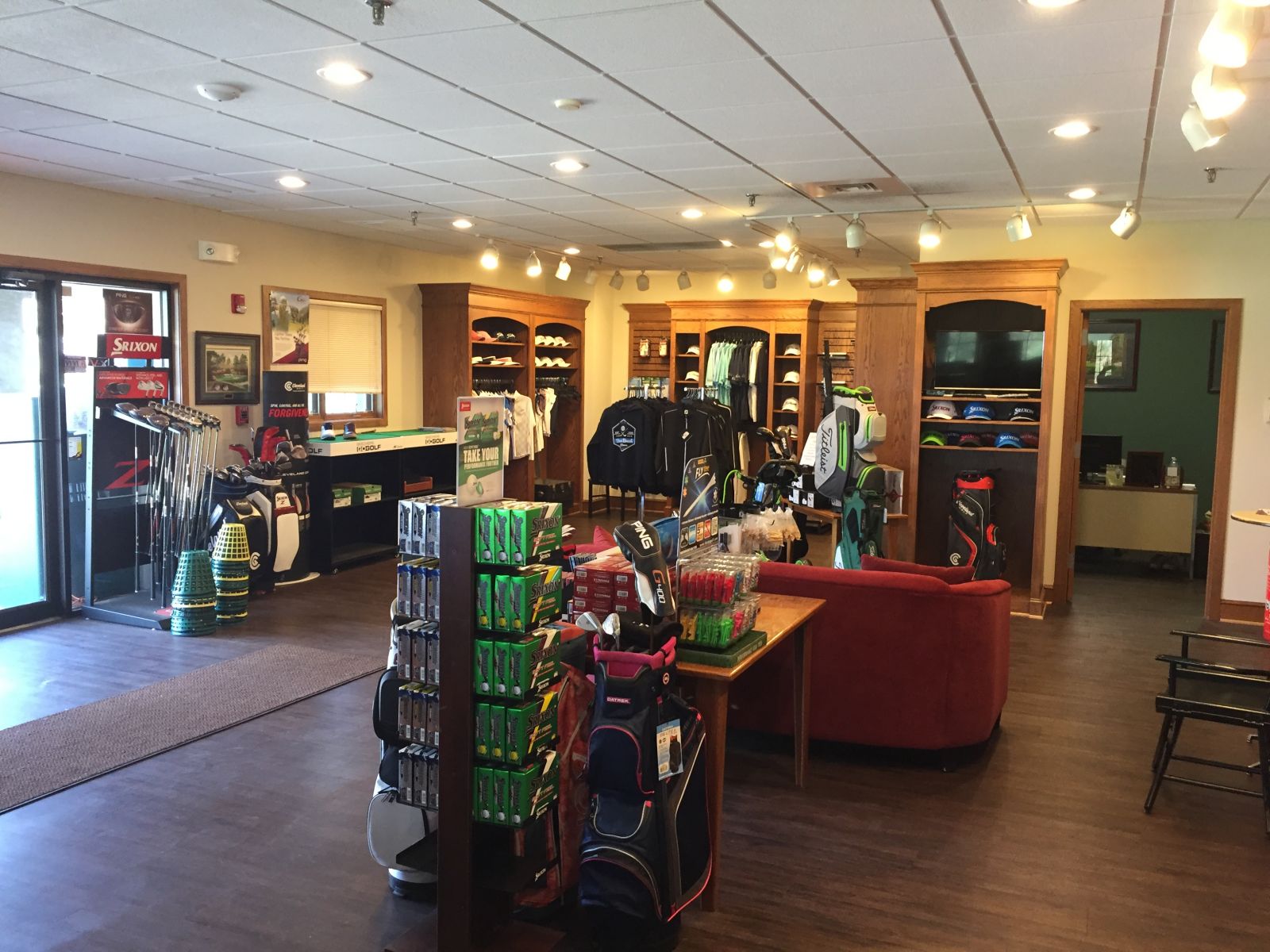 Pro Shop - Bonnie Brook Golf Course